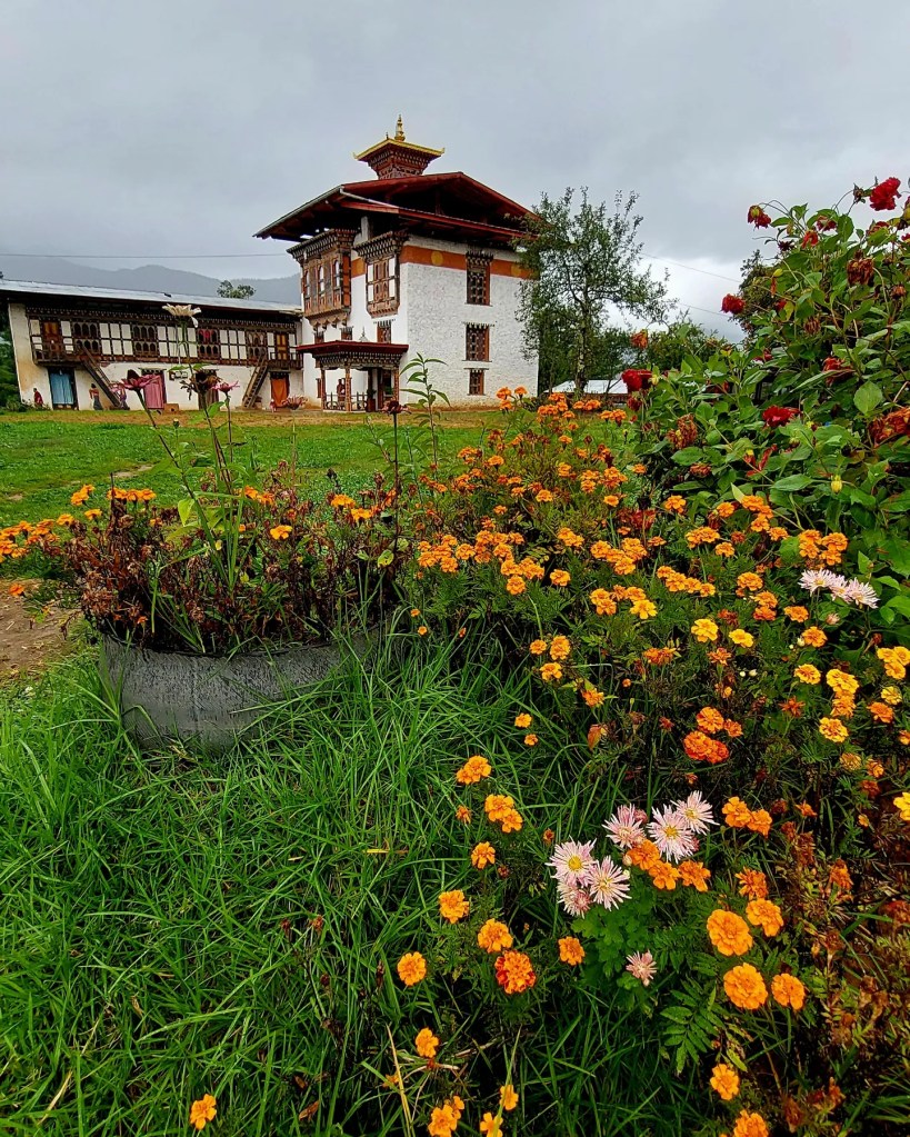 Tshering Chenga – The Tsheringma Sisters – Dorji Wangchuk
