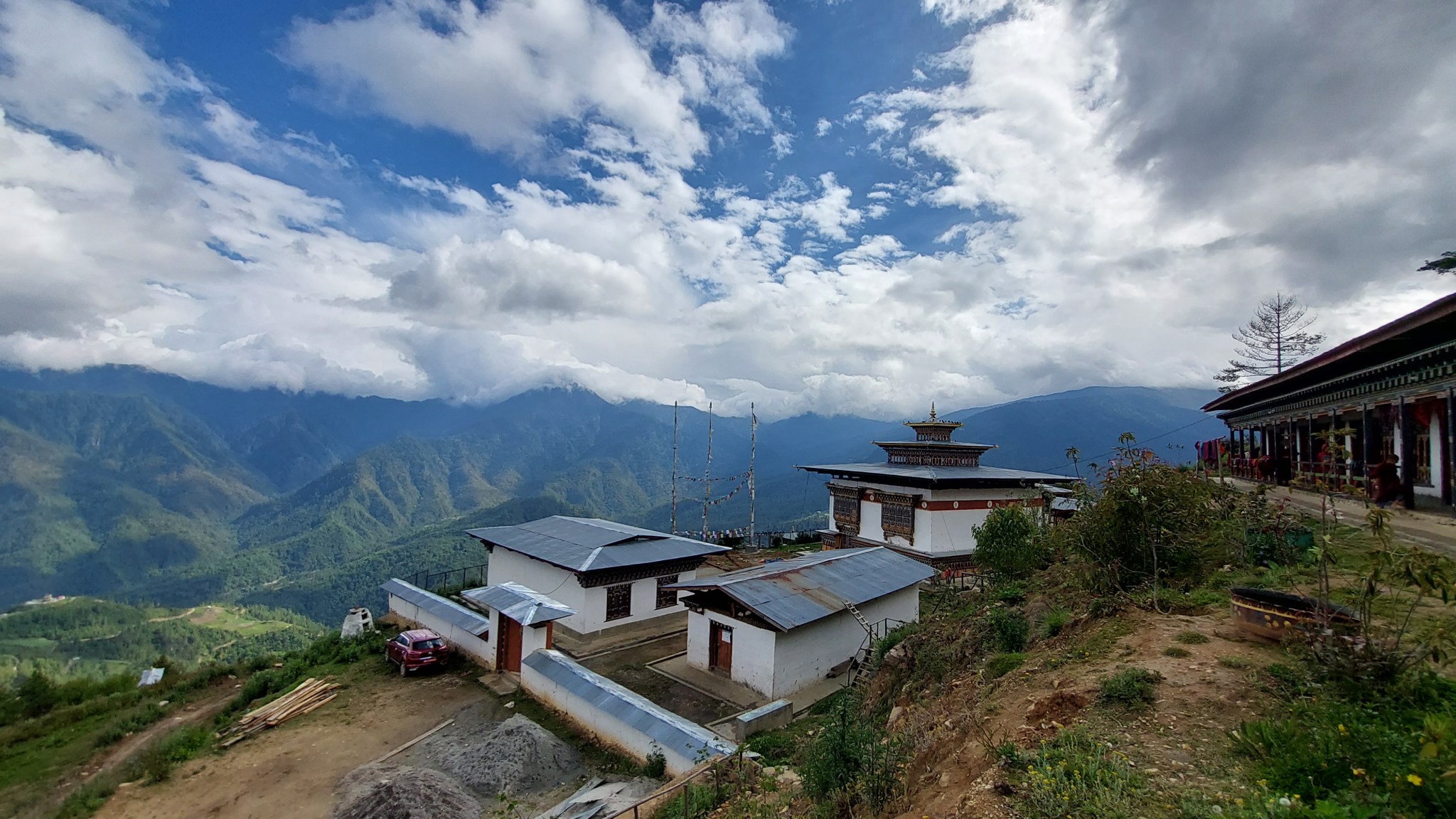 Long life cliff of Paro – Dorji Wangchuk