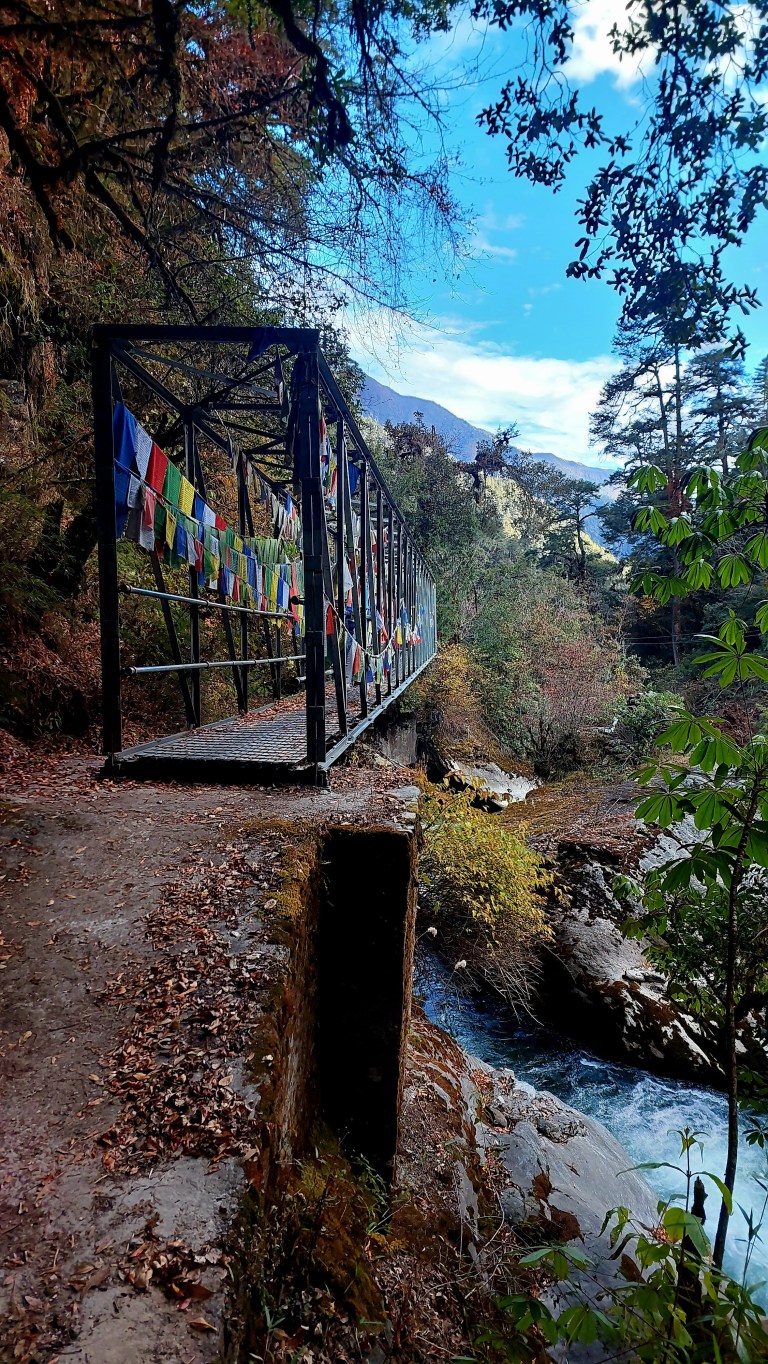 Chumphu Nye – Between sky and earth – Dorji Wangchuk